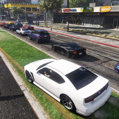 Online cars spawn naturally in traffic V0.3 – GTA 5 mod