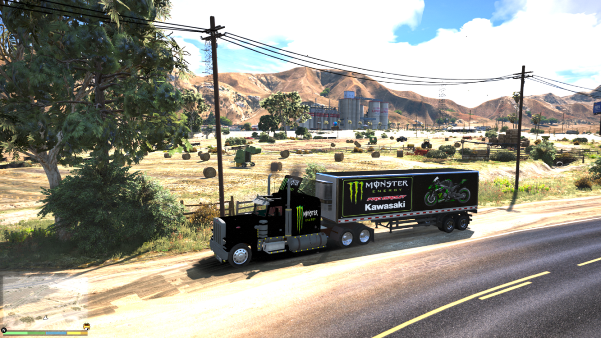 Kawasaki Monster Packer & Trailers 2 V1.0 – GTA 5 mod