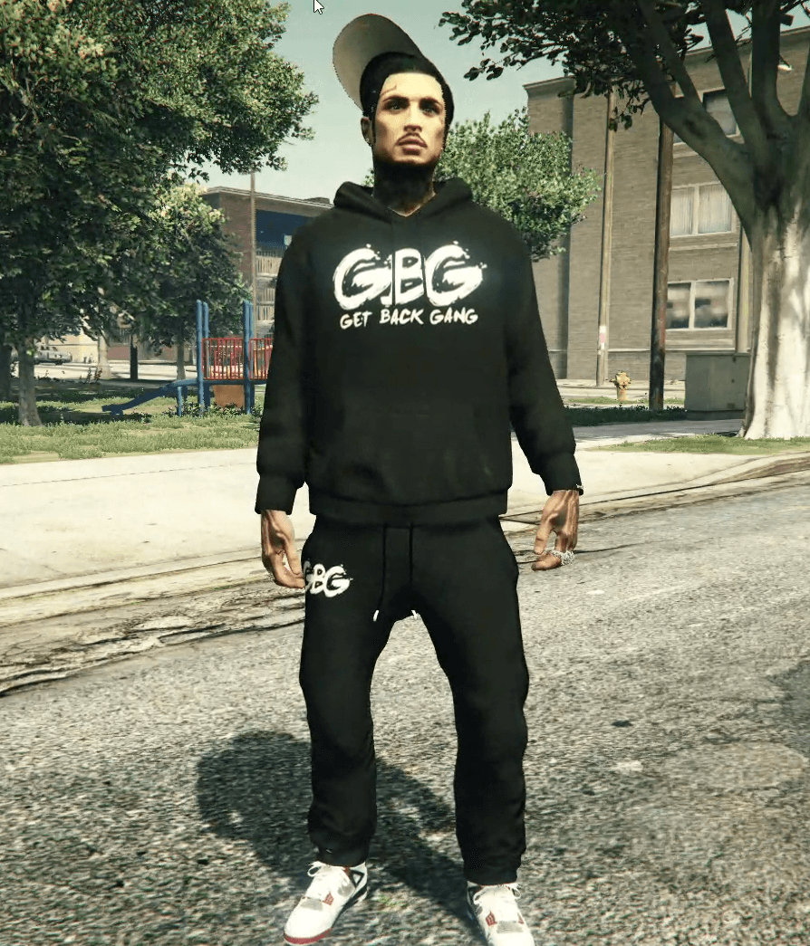 Chicago Tracksuits for MP MALE V1.0 – GTA 5 mod